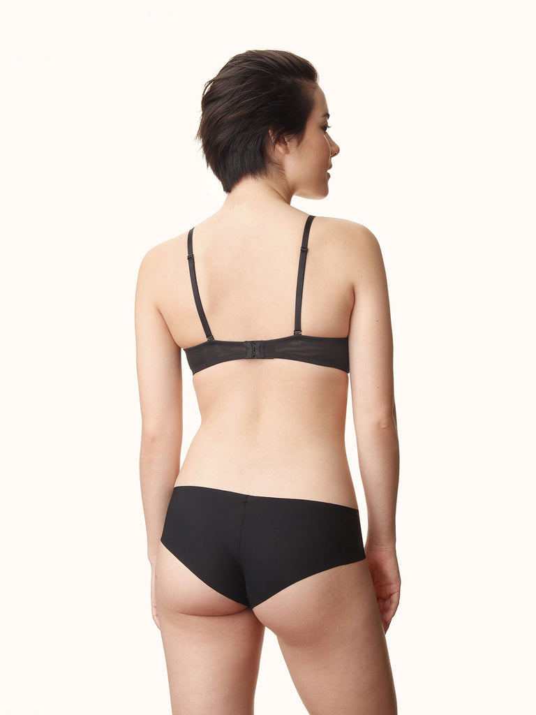 Naomi Seamless Bikini Underwear: Black & Nude | Lulalu